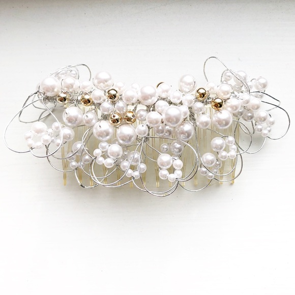 Vintage | Accessories | Vintage White Pearl Silver Wire Heart Hair Comb ...